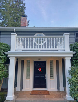 Wood Porch Spindles, Turned Cedar Balusters for Porches